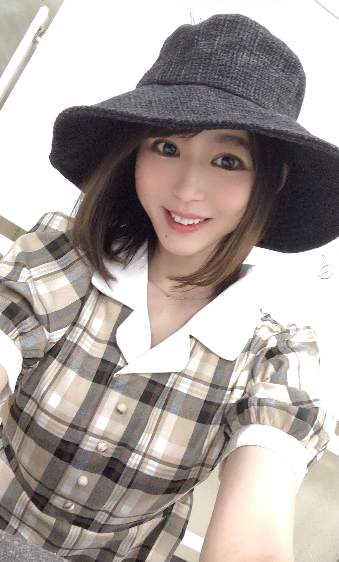 日向ゆら (日向由良,Hinata Yura)人物百科资料及影视作品 - 影迷之家