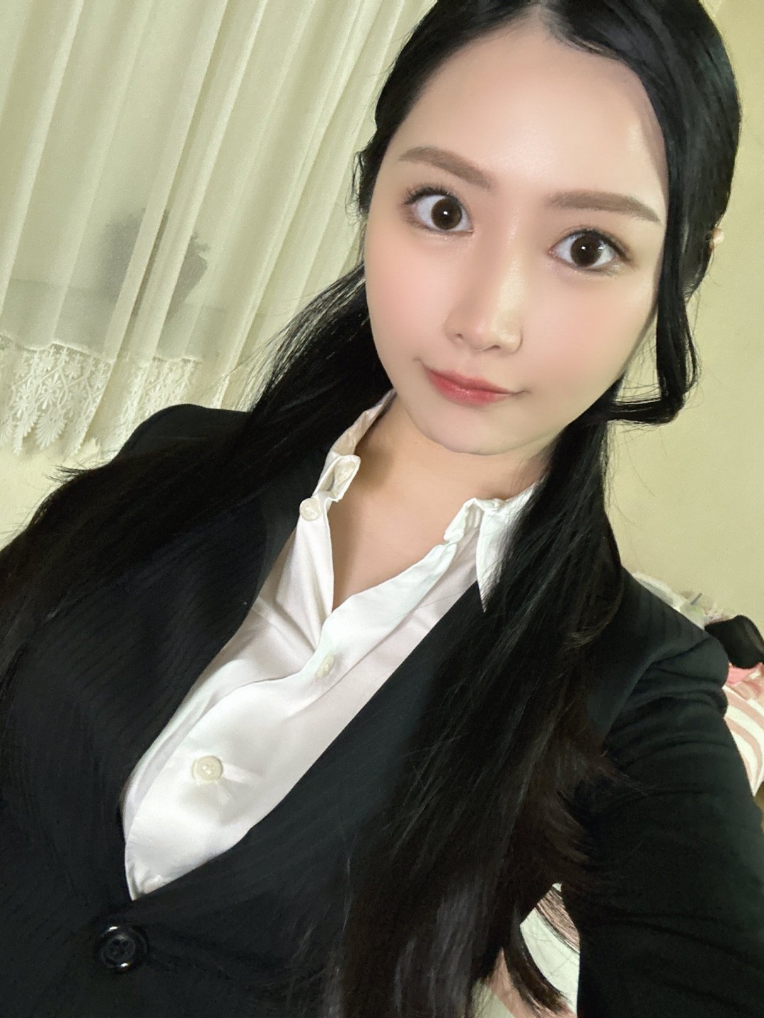 朝妃りお (朝妃莉央,Asahi Rio)人物百科资料及影视作品 - 影迷之家