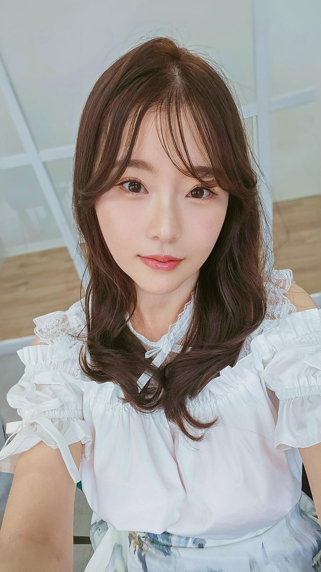 丸石レア (丸石稀有,Maruishi Rea)人物百科资料及影视作品 - 影迷之家