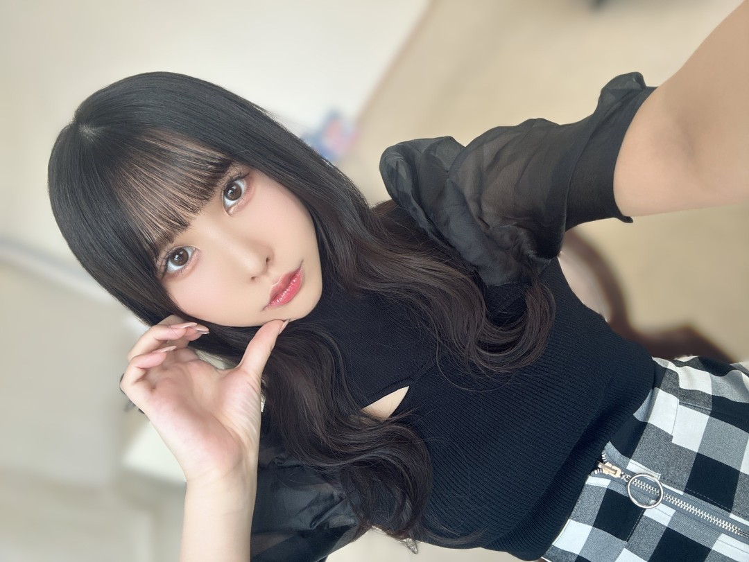 双葉れぇな (双叶玲奈,Futaba Rena)人物百科资料及影视作品 - 影迷之家