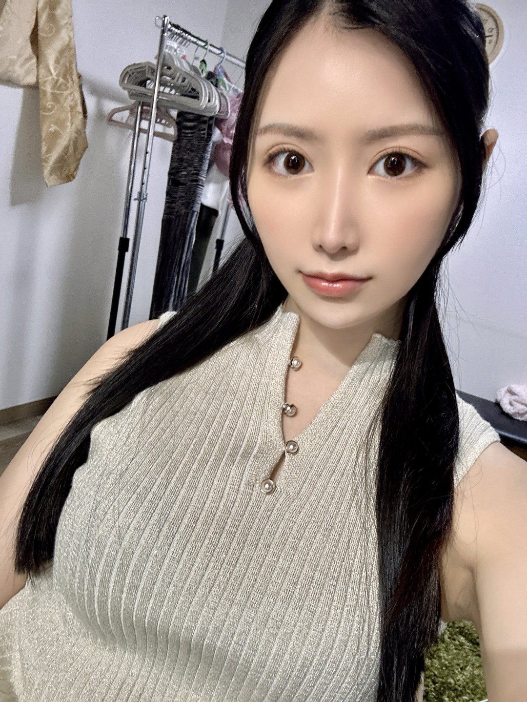 朝妃りお (朝妃莉央,Asahi Rio)人物百科资料及影视作品 - 影迷之家