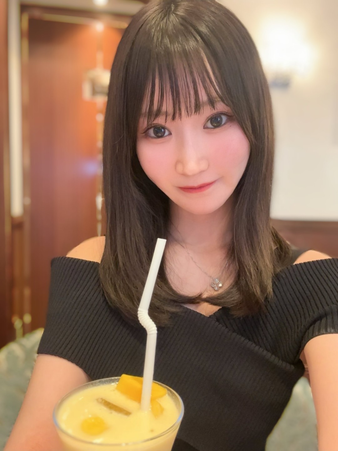 依本しおり (依本栞,Yorimoto Shiori)人物百科资料及影视作品 - 影迷之家