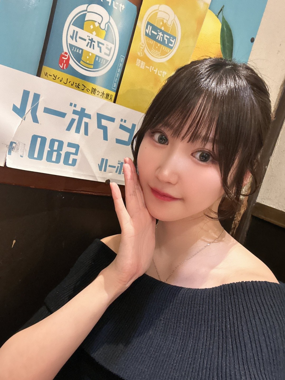 依本しおり (依本栞,Yorimoto Shiori)人物百科资料及影视作品 - 影迷之家