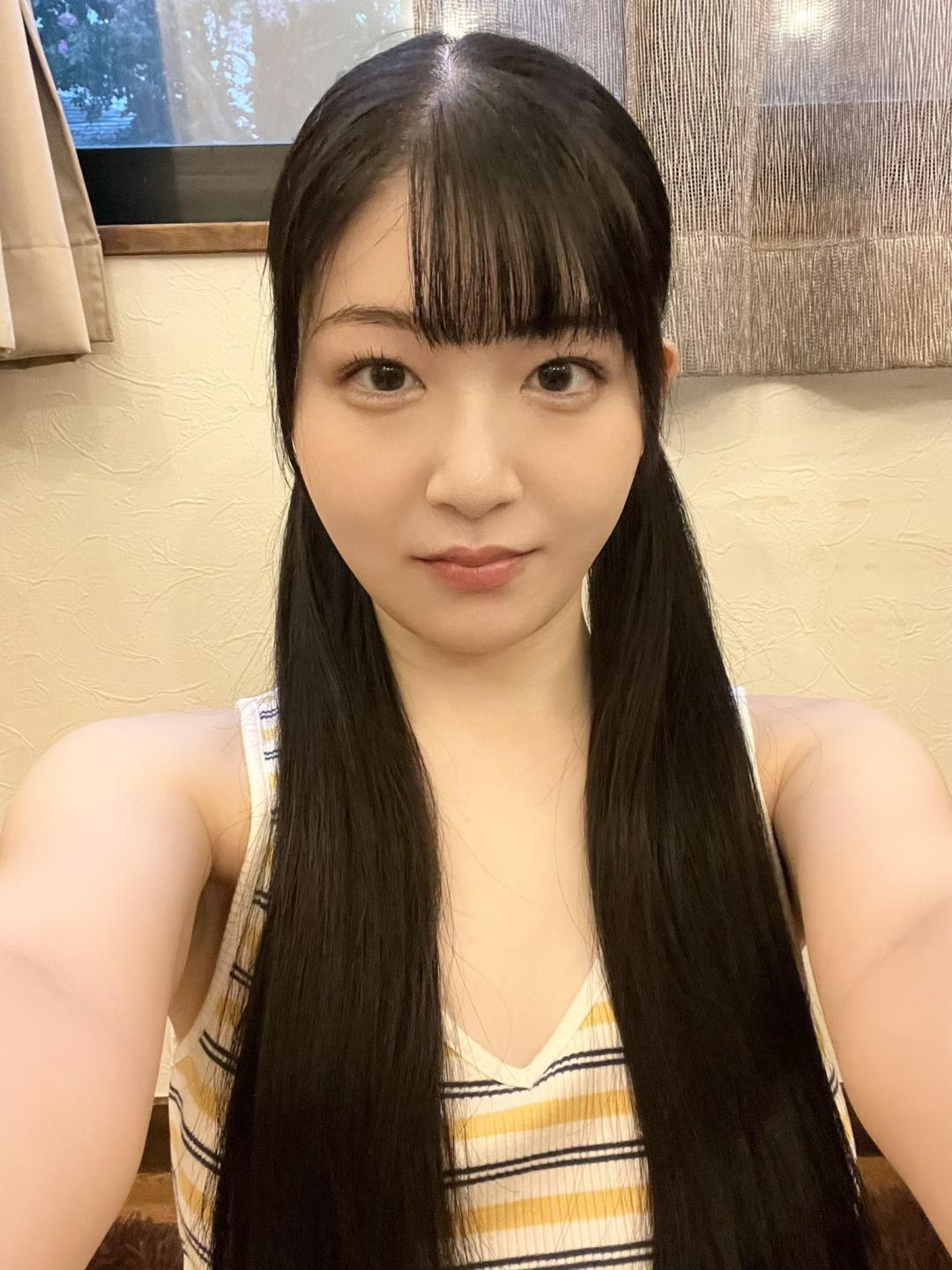 真白ふわり (Mashiro Fuwari)人物百科资料及影视作品 - 影迷之家