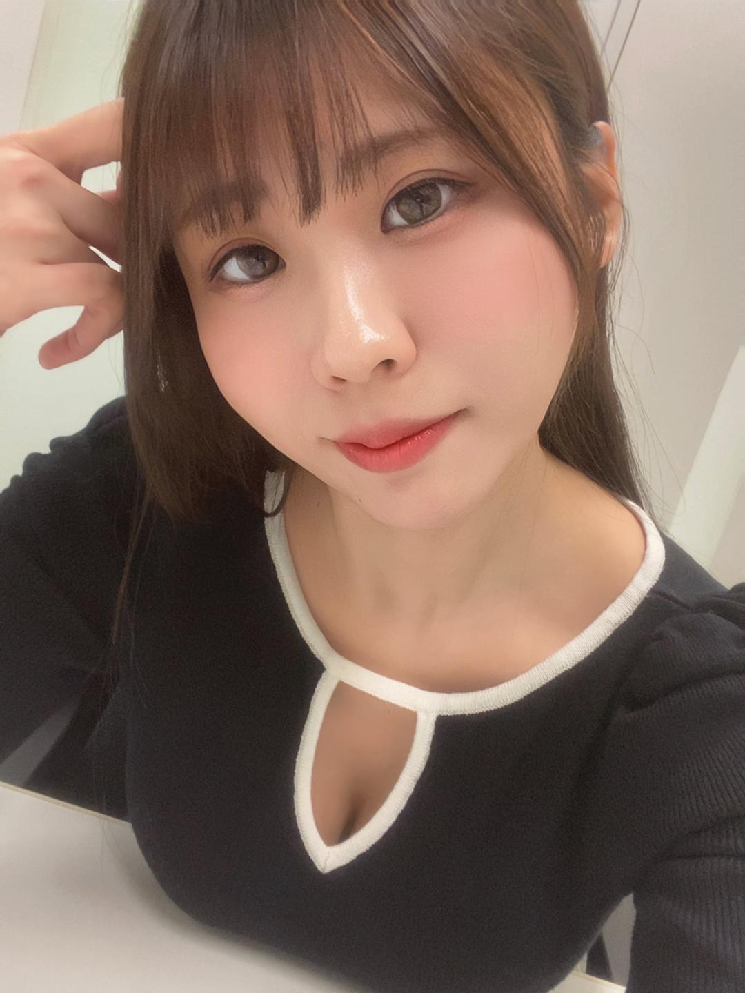 藤森ひなみ (藤森日奈美,Fujimori Hinami)人物百科资料及影视作品 - 影迷之家