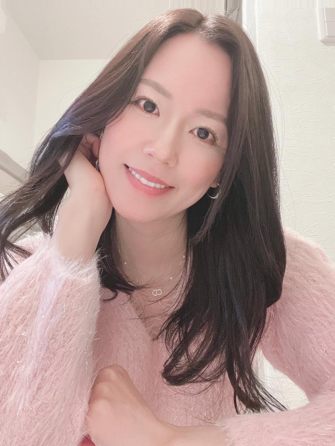 岬ひかり (岬光,Misaki Hikari)人物百科资料及影视作品 - 影迷之家