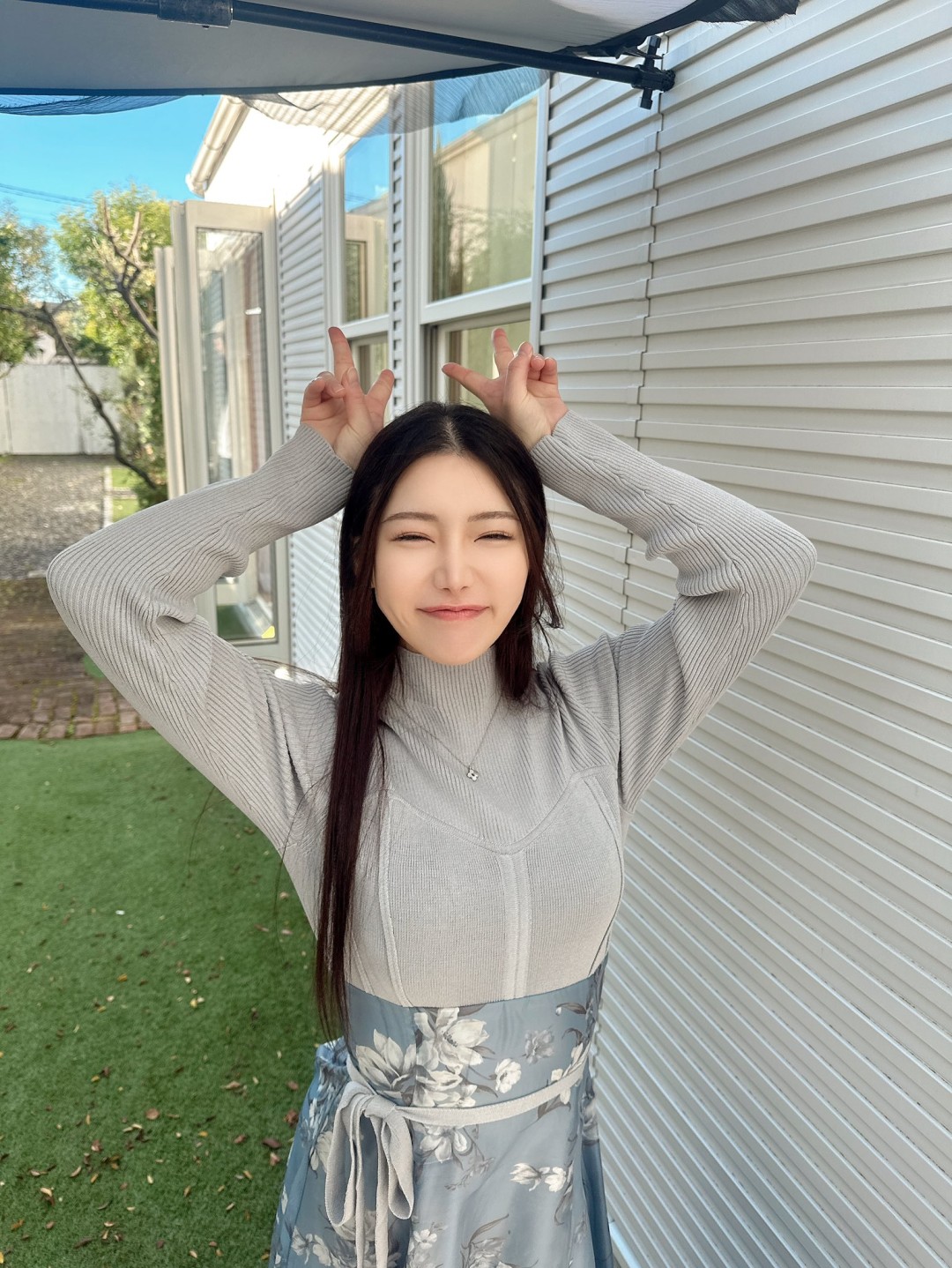 望月りんね (望月凛音,Mitsuki Rinne)人物百科资料及影视作品 - 影迷之家