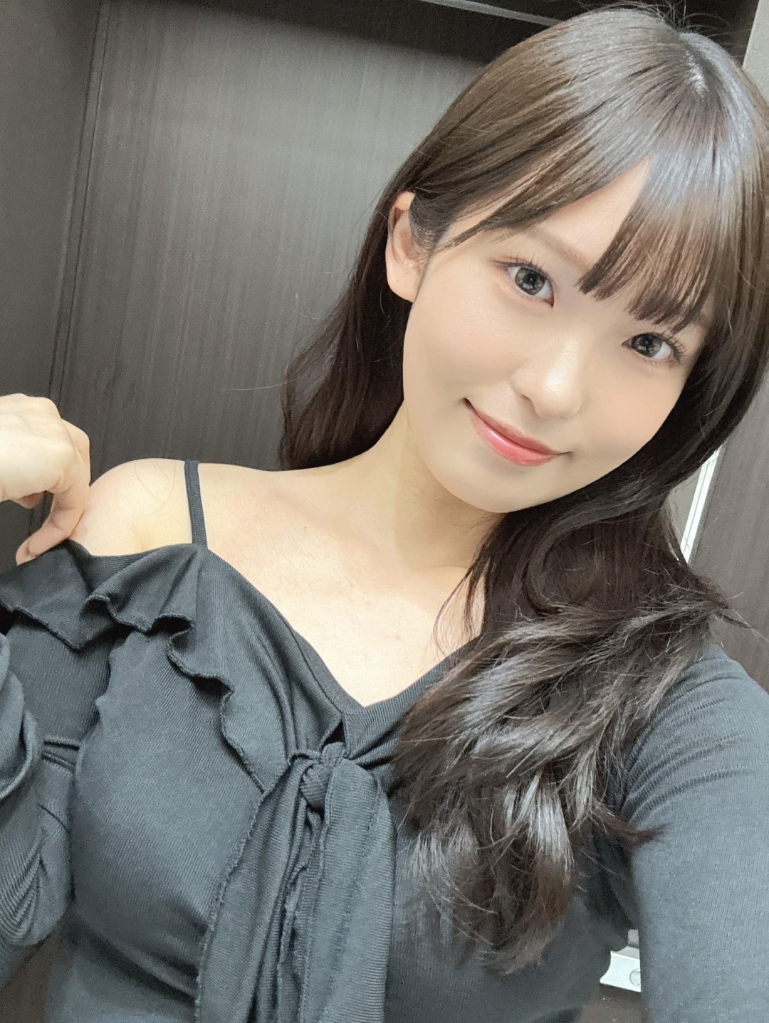 新川空 (Arakawa Sora)人物百科资料及影视作品 - 影迷之家