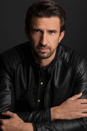 贼巢2(2025)电影高清预告,完整版剧情 - 影迷之家