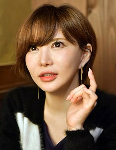 小泉彩 (里美尤利娅,Koizumi Aya)人物百科资料及影视作品 - 影迷之家