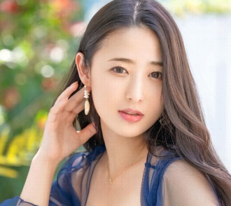 松岡すず (松冈铃,Suzu matsuoka)人物百科资料及影视作品 - 影迷之家