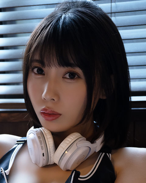 安位薫 (Yasui Kaoru)人物百科资料及影视作品 - 影迷之家