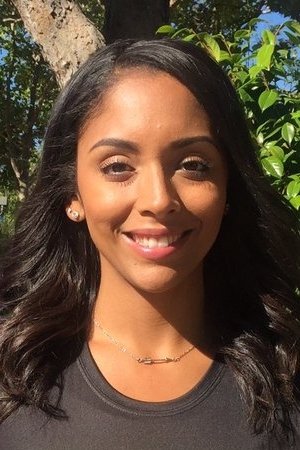 Alyana Gomez 人物百科资料及影视作品 - 影迷之家
